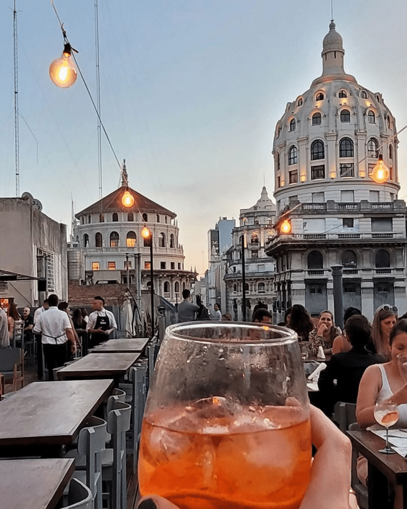Los 14 mejores rooftop bars para ver Buenos Aires en las alturas