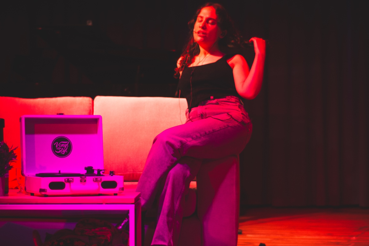 Safe and Sound Immersive Experience: Art and Music in Palermo