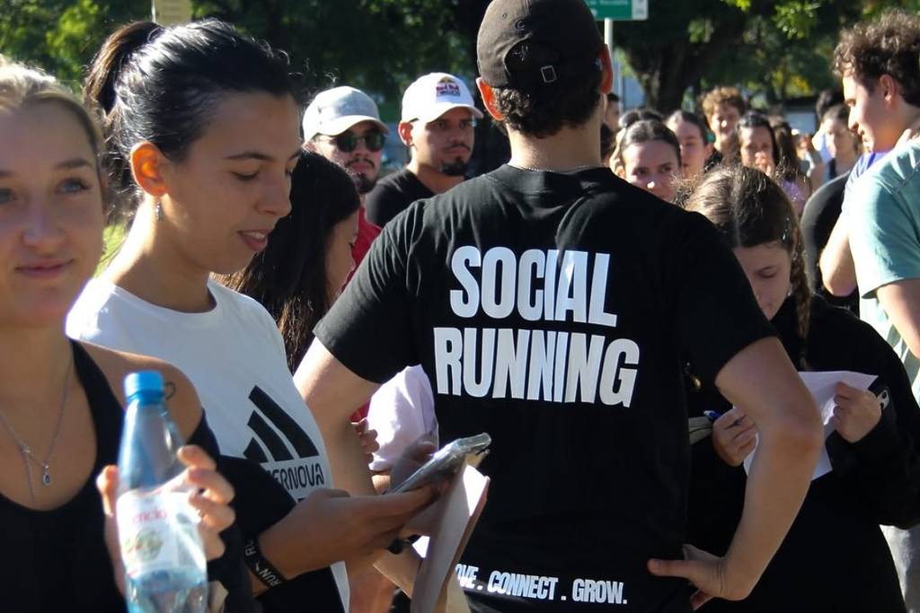 Social Running: How to go running in a group, meet people and make more ...