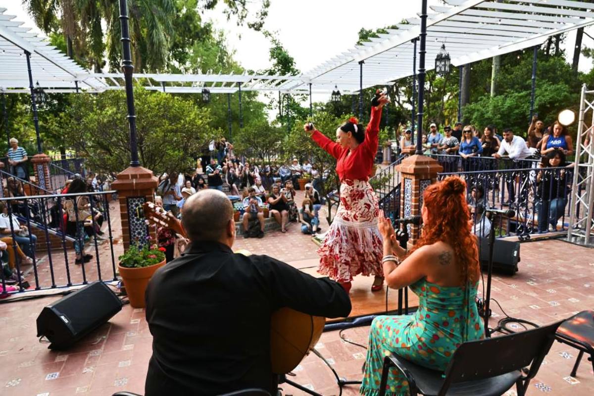 Reabrió el Patio Andaluz de Buenos Aires y está como nuevo: 8000 rosas ...