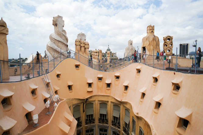 10 curiosidades de La Pedrera que te dejarán de piedra - Barcelona Secreta