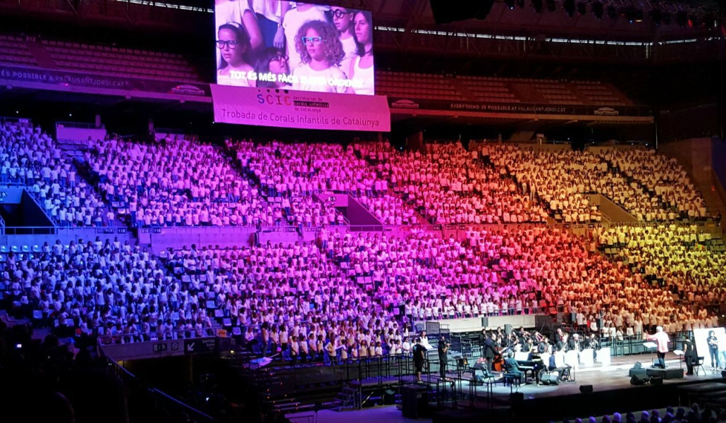 2 500 Niños Llenan El Palau Sant Jordi Con Motivo Del 50º Encuentro De