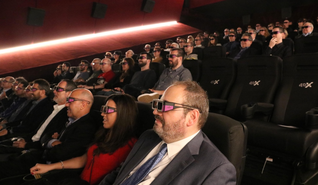 Barcelonesas, bienvenidas al siglo XXI: el cine inmersivo ya está aquí