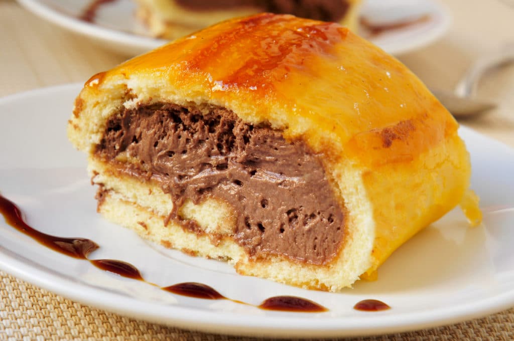 15 typical Catalan sweets to go straight to desserts