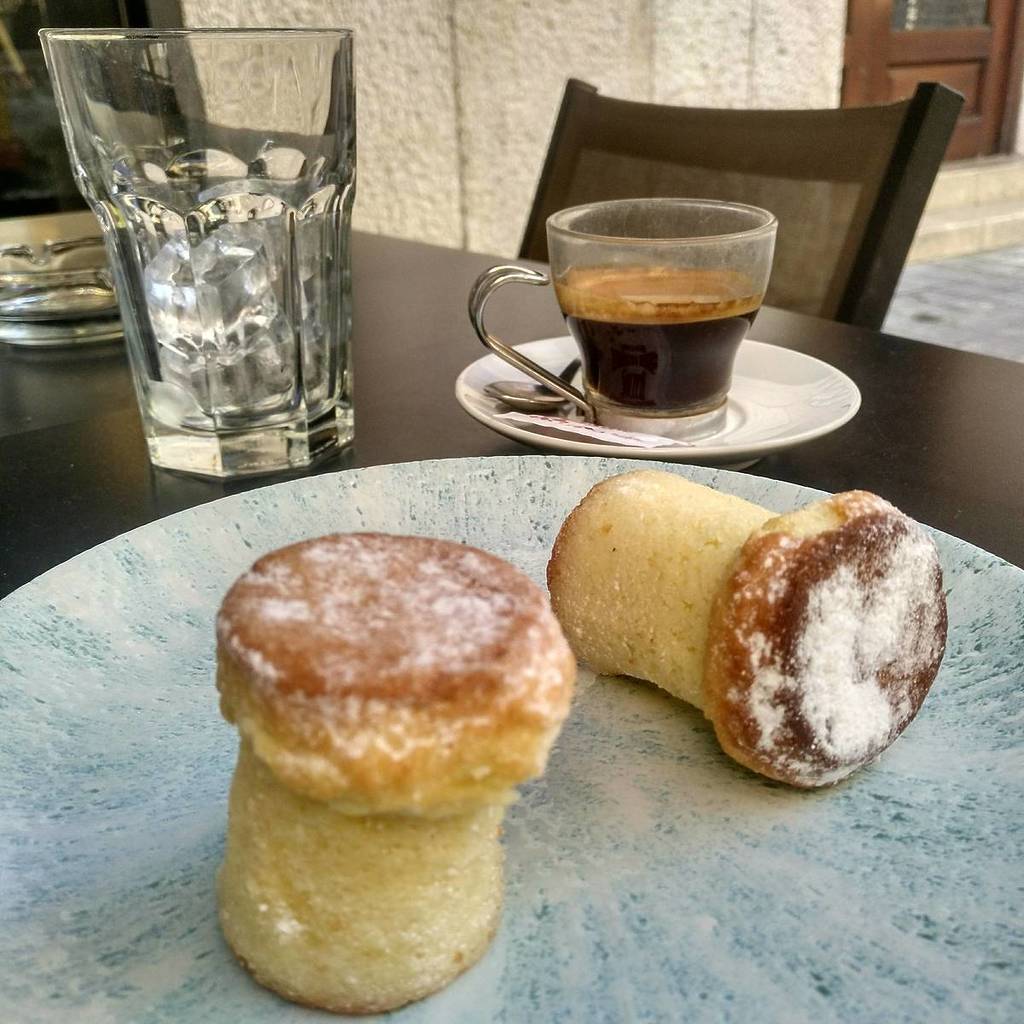 15 typical Catalan sweets to go straight to desserts