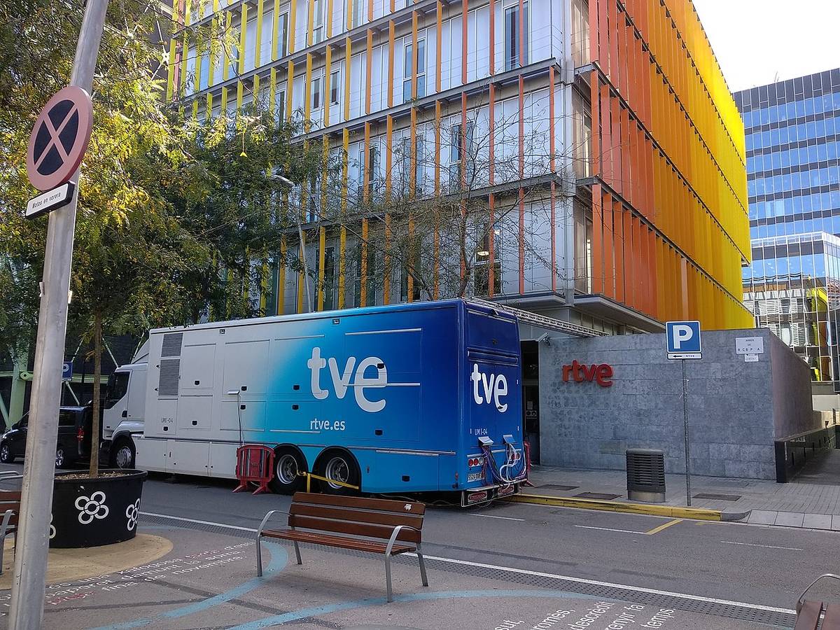 Approved: 2CAT, TVE's Catalan-language TV channel, will be launched on ...