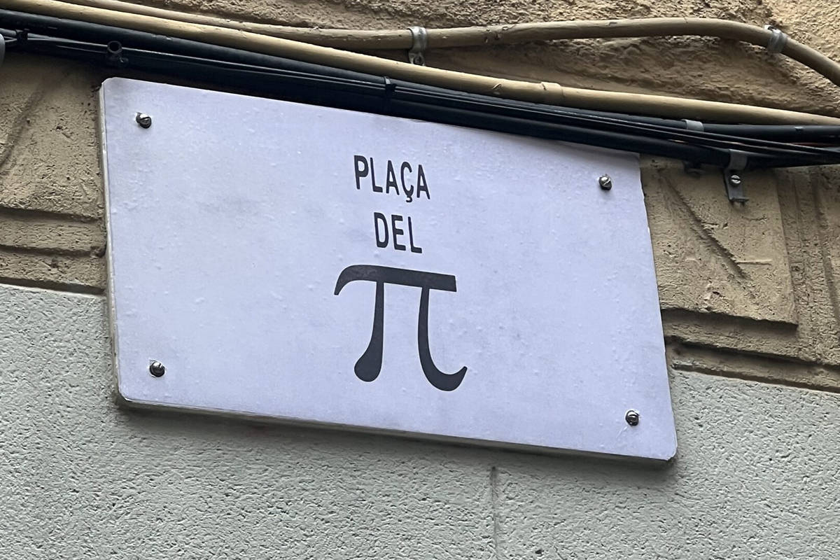 La plaça del Pi en Barcelona "cambia" de nombre hasta el 21 de marzo