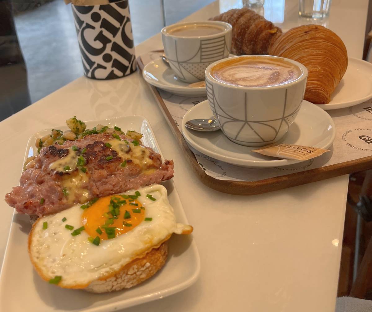 Adiós al brunch en la Rambla: el forn centenario que da torrades de ...