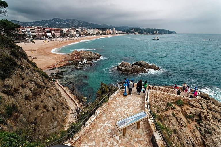 Camí de Ronda, how to make the path that passes through all the beaches ...