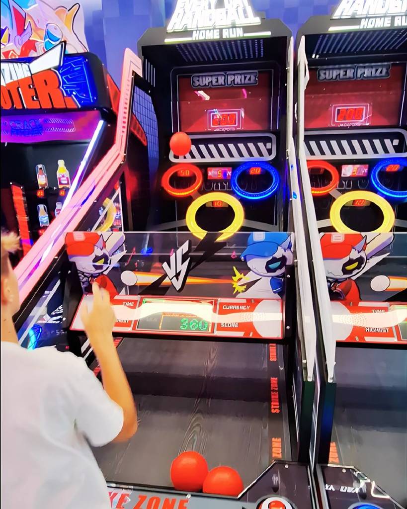 Un nuevo paraíso de máquinas arcade de los 80 con 1.000m2 en Barcelona ...