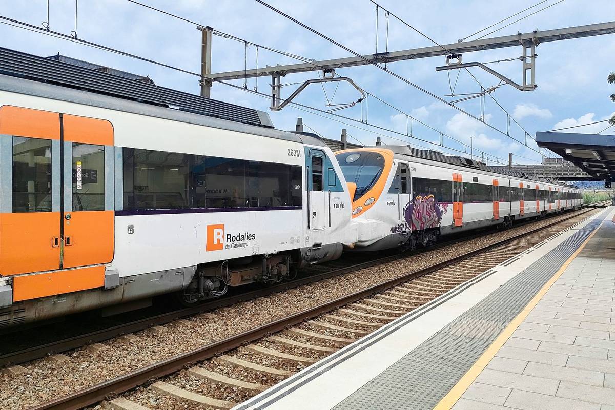 The official Rodalies certificate if you were late for work today in ...