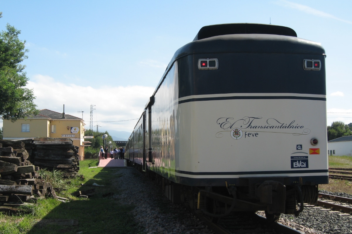 El Transcantábrico: un lujoso tren centenario que recorre el norte de ...