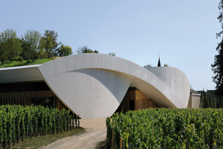 Top 10 most beautiful Bordeaux wine châteaux! - Bordeaux Secret