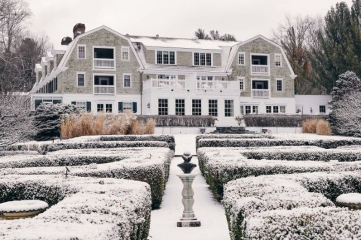 The Mayflower Inn & Spa Is The Inn That Inspired 'Gilmore Girls'