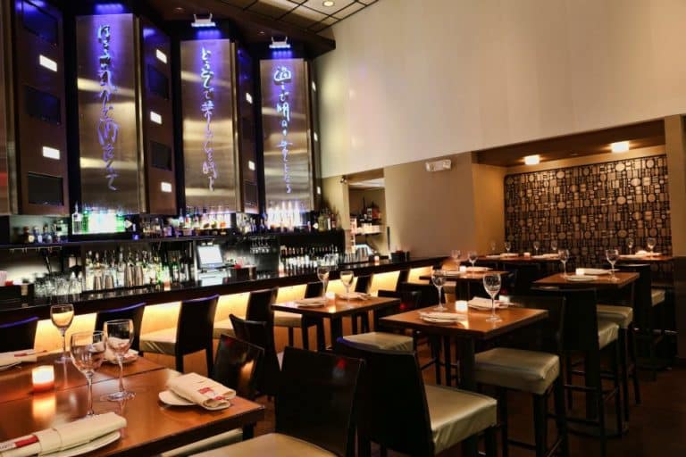 10 Japanese Restaurants In Boston That'll Transport You To Tokyo