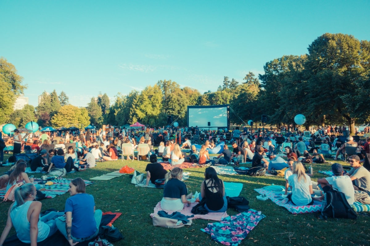 12 free outdoor Boston park movie nights under the stars roll into ...