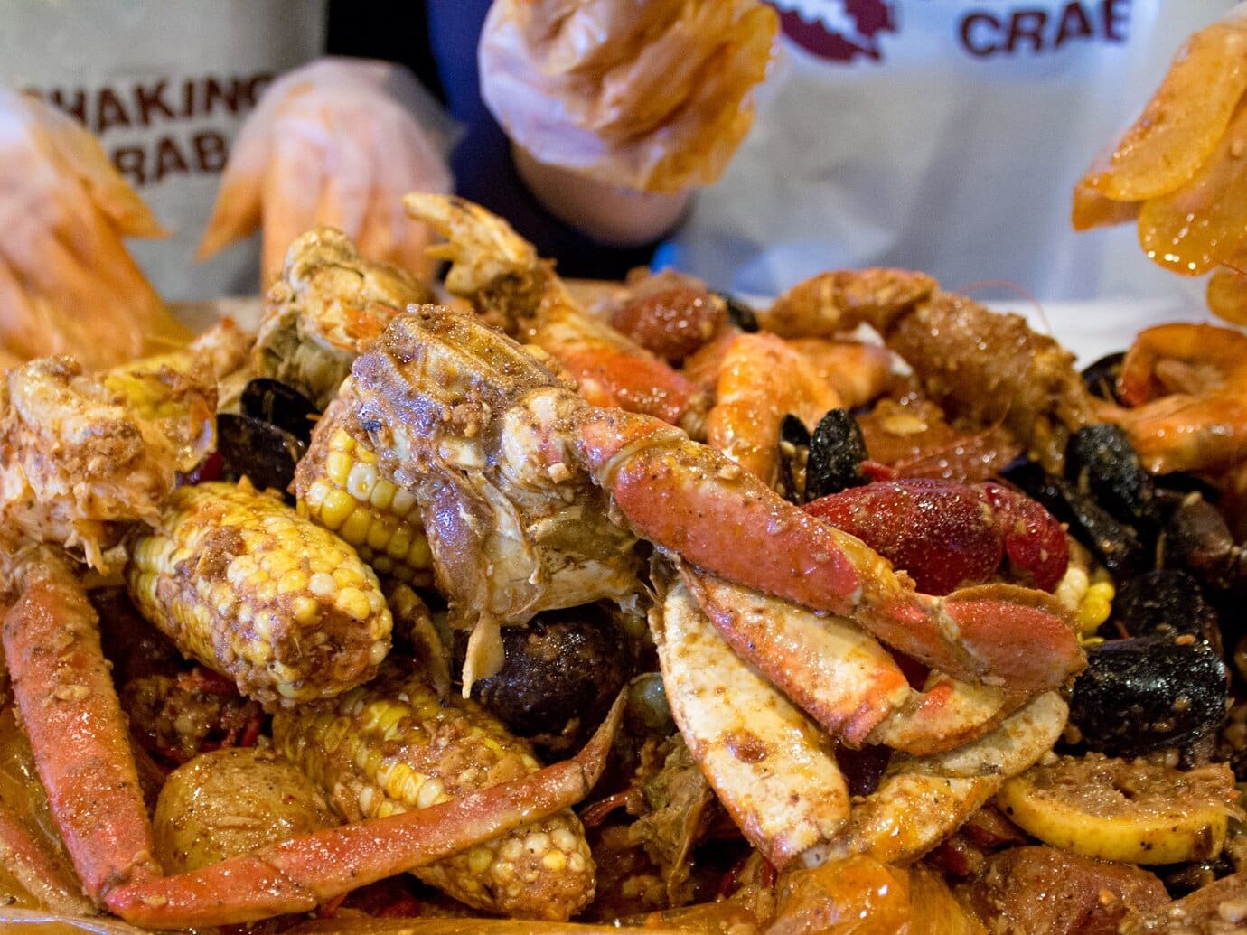 Best Seafood Restaurants In Boston: 10 Worth Shell-ebrating