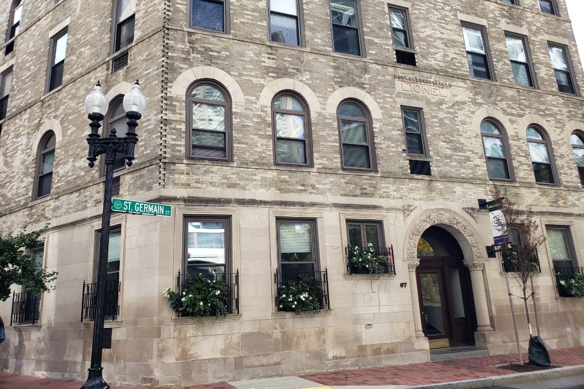 This Was The Very First Brownstone Row Ever Built In Boston