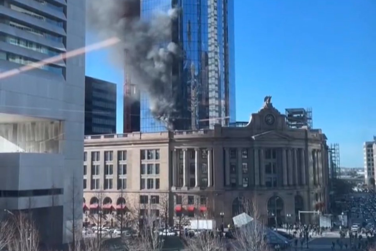 Boston South Station's 51-Story Tower Erupts In Fire Today