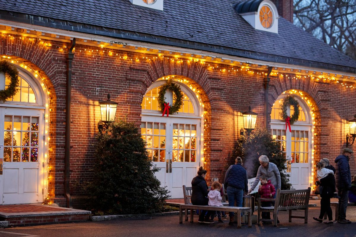 Festival Of Trees: 70 Trees Adorn Historic Greater Boston Space