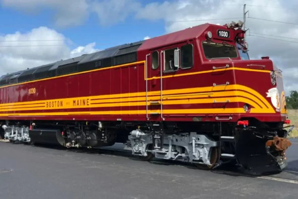 MBTA Throws It Back To 1836 With Rollout Of Special Vintage Train Cars ...