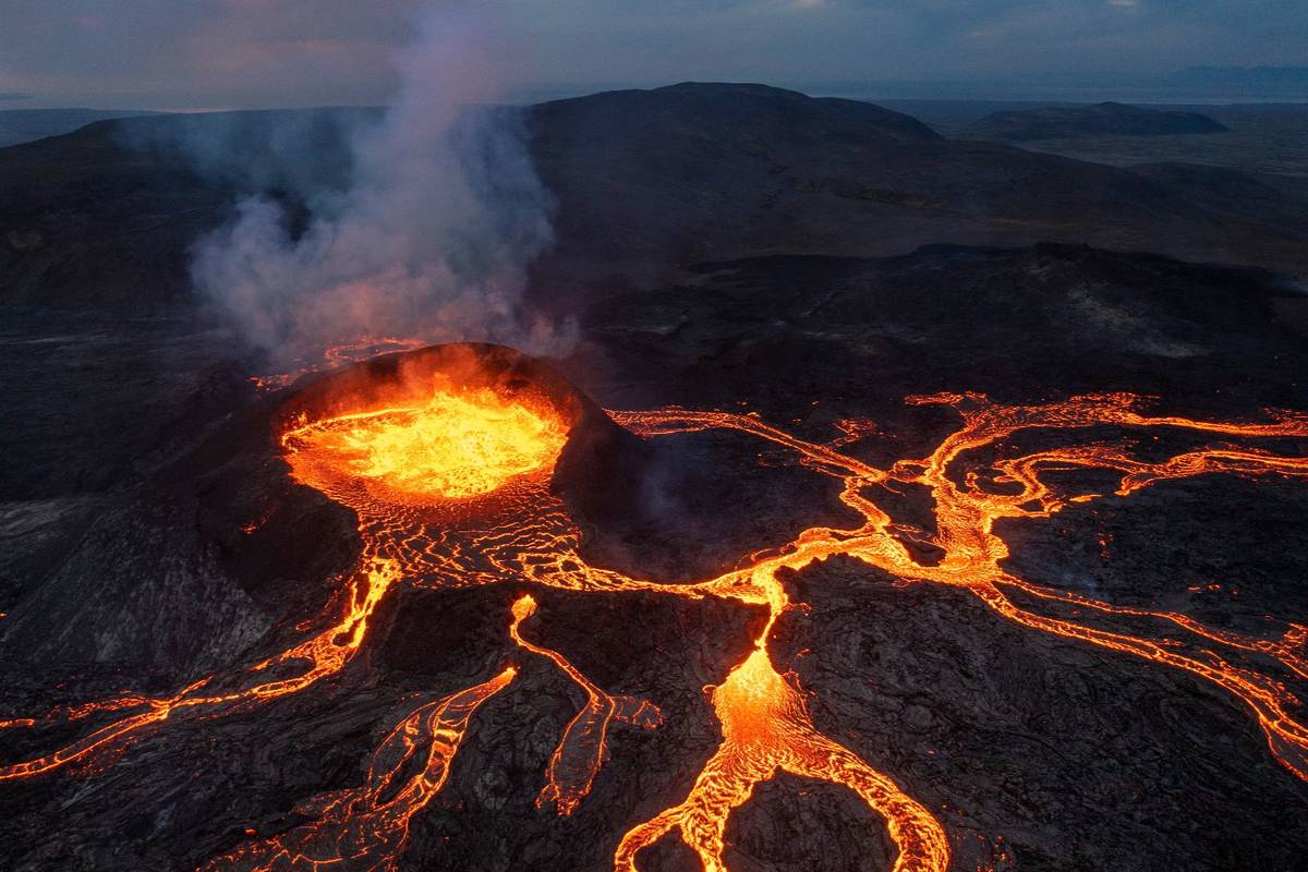 Scientists Say A Massive 'Super Volcano' Is Brewing Under New England