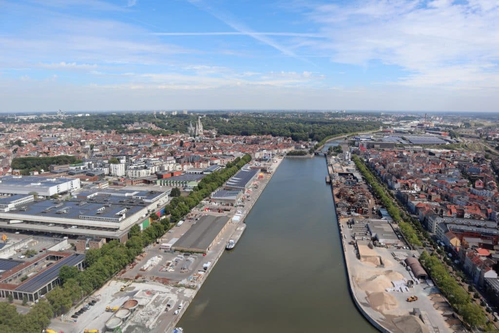 The waterbus: information on how to get around Brussels by boat