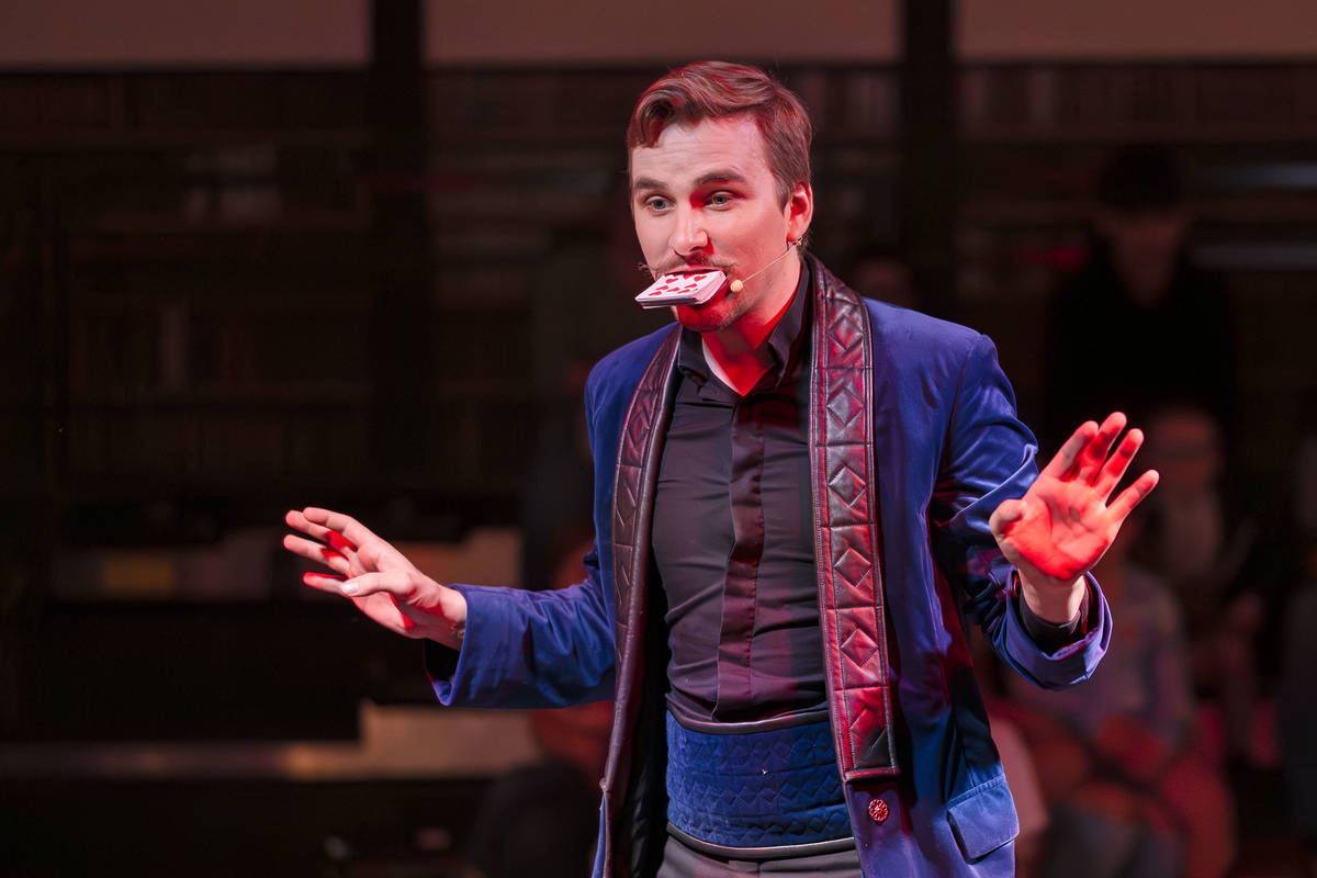 Un spectacle de magie inédit invetit le WOM (World of Mind)