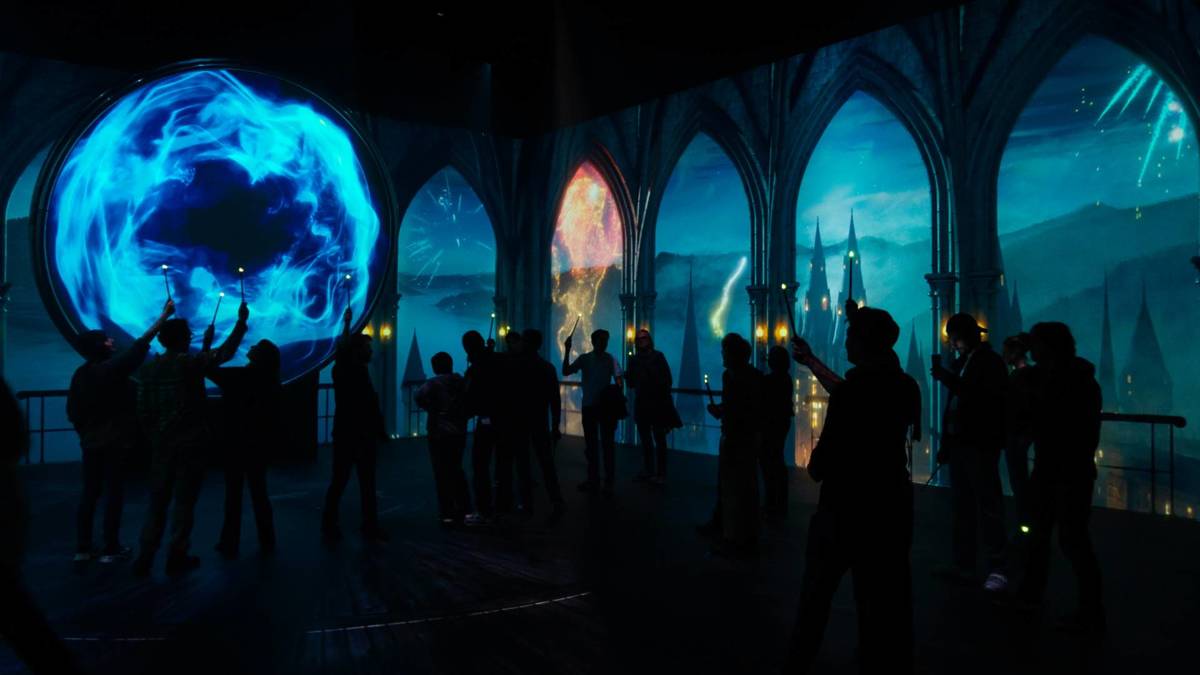 "Harry Potter: Visions of Magic", the incredible multimedia show that ...