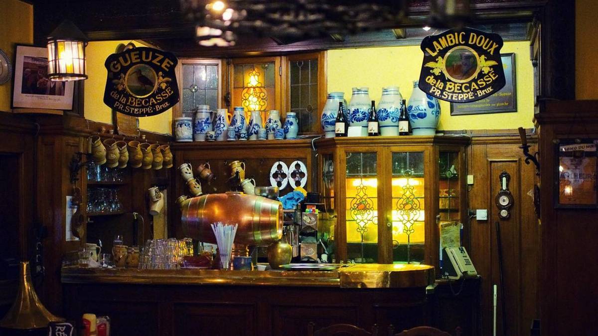 Historic Bars in Brussels: The Editorial Team’s Top 5 Picks!