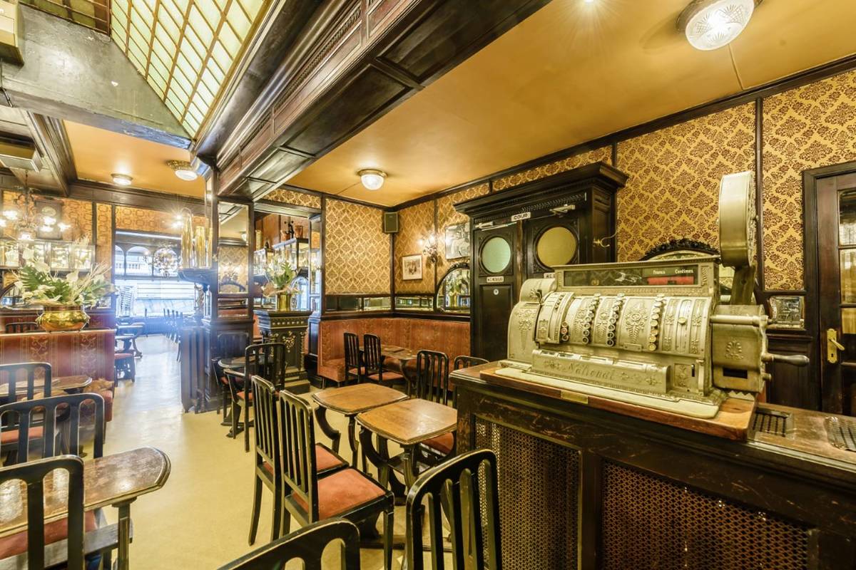 This brasserie in the heart of Brussels has been in existence for ...