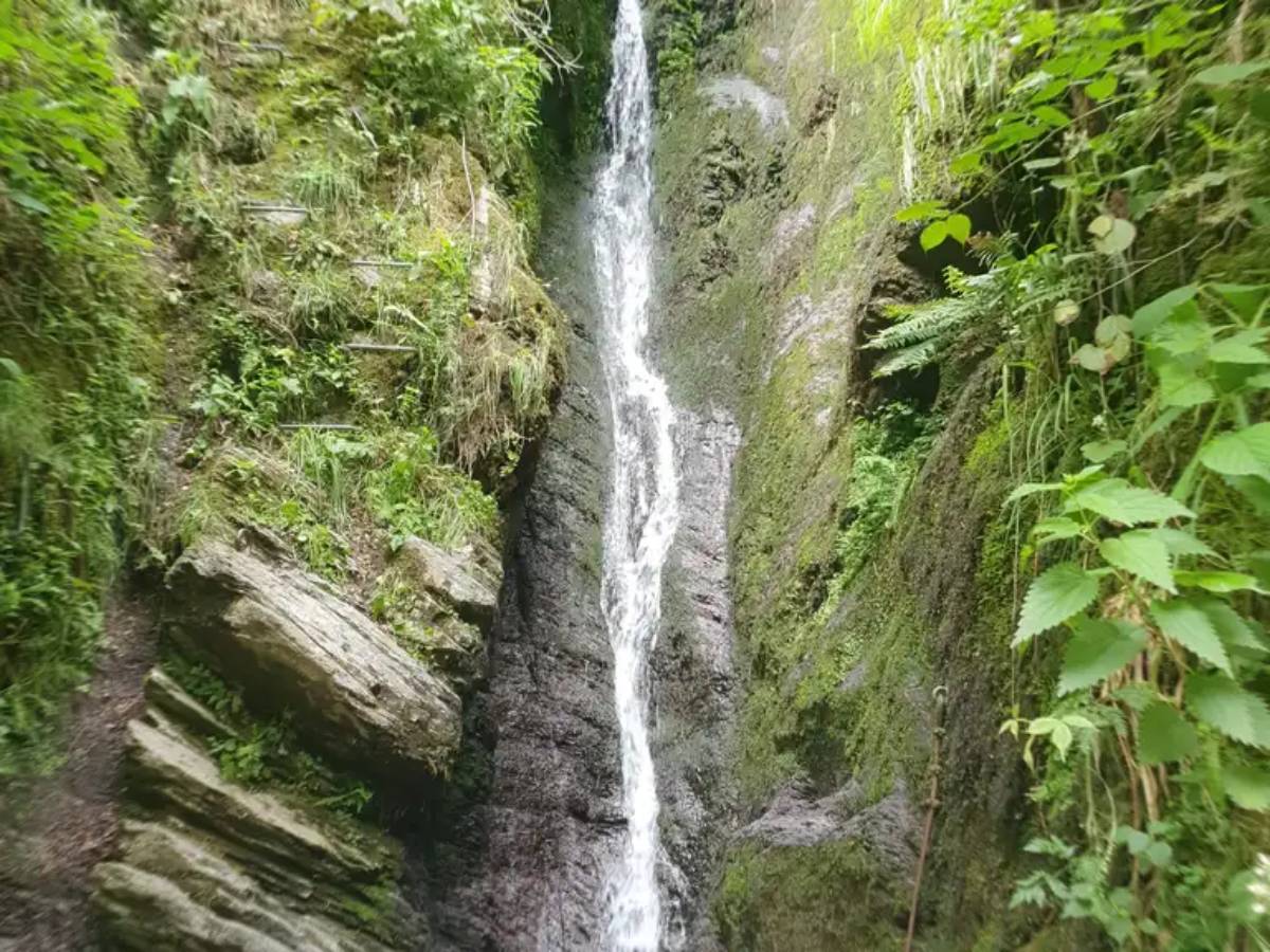 Two hours from Brussels, this medieval castle hidden in the heart of ...