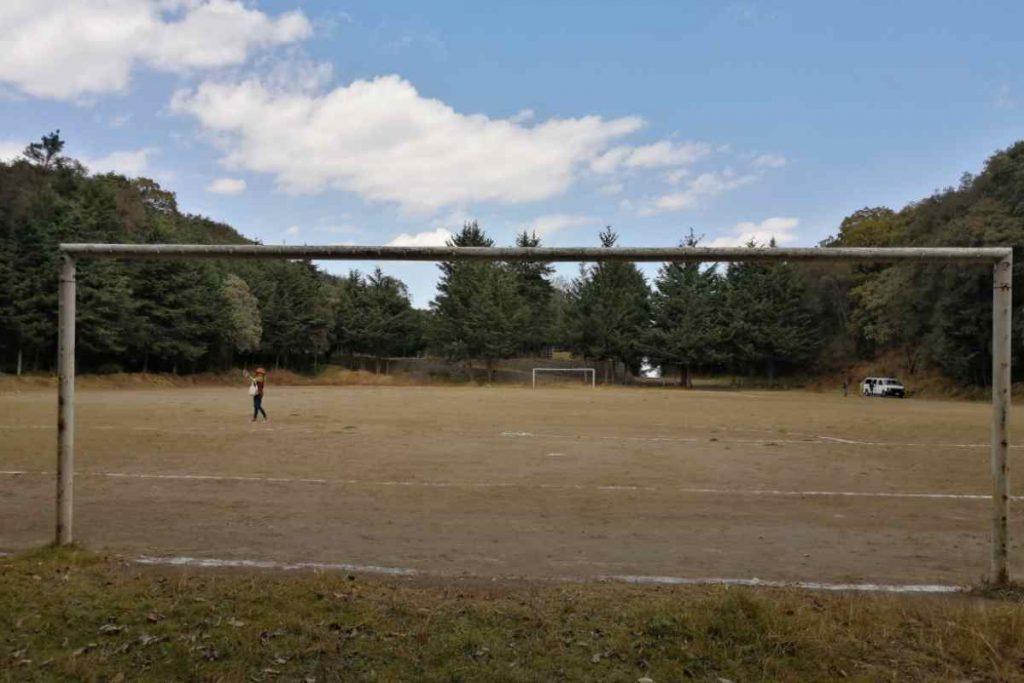 ¿Una cancha de futbol en un volcán? Sí, está en la CDMX