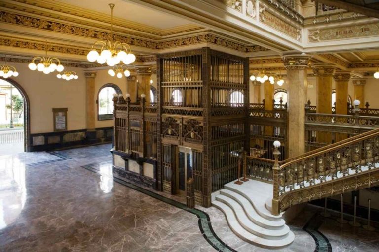 Datos sobre el Palacio Postal que no conocías