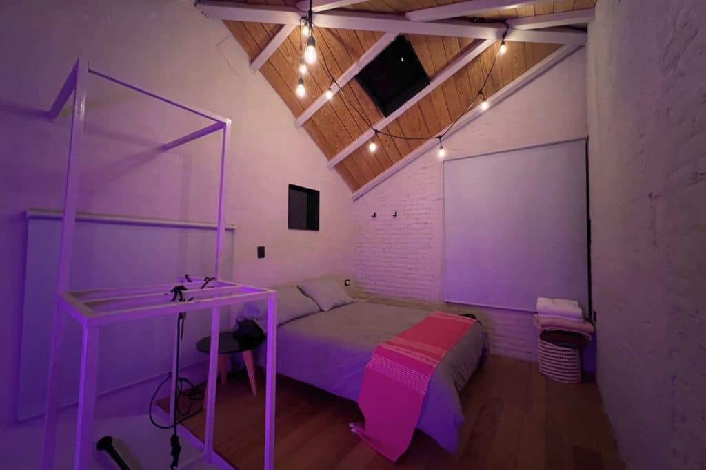 Asteroide B611: ¡un hospedaje temático de El Principito!