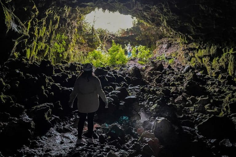 Volcán Xitle: senderismo, rapel y cuevas en el Ajusco