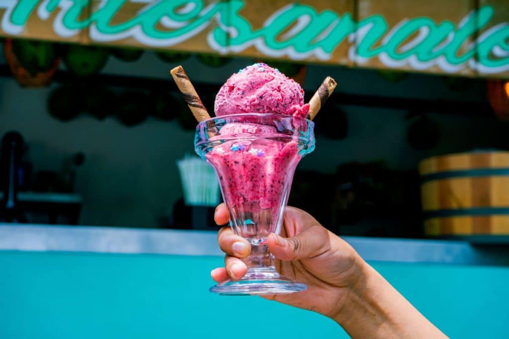 Barracruda: atiende la resaca con mariscos y micheladas