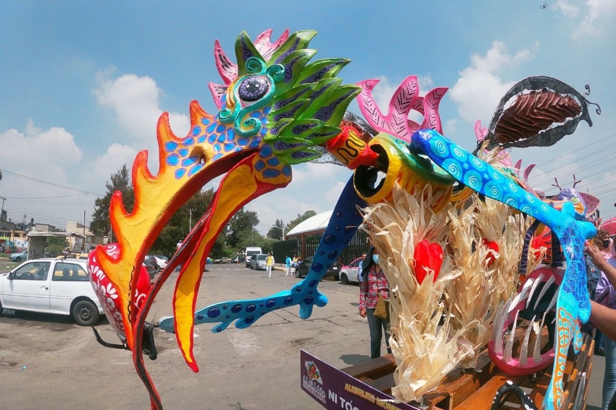 Lánzate a ver desfiles de catrinas y alebrijes en Iztapalapa