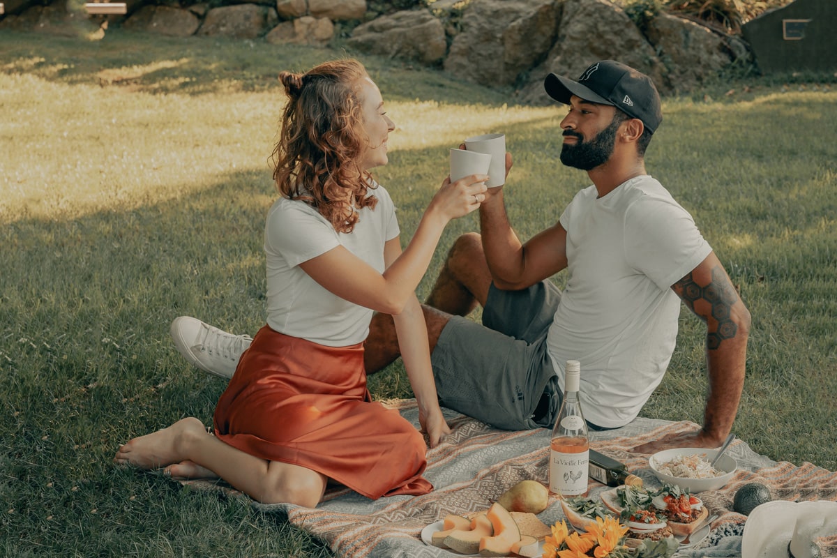 Old Fashioned Love: Creative Ideas for a Vintage Date