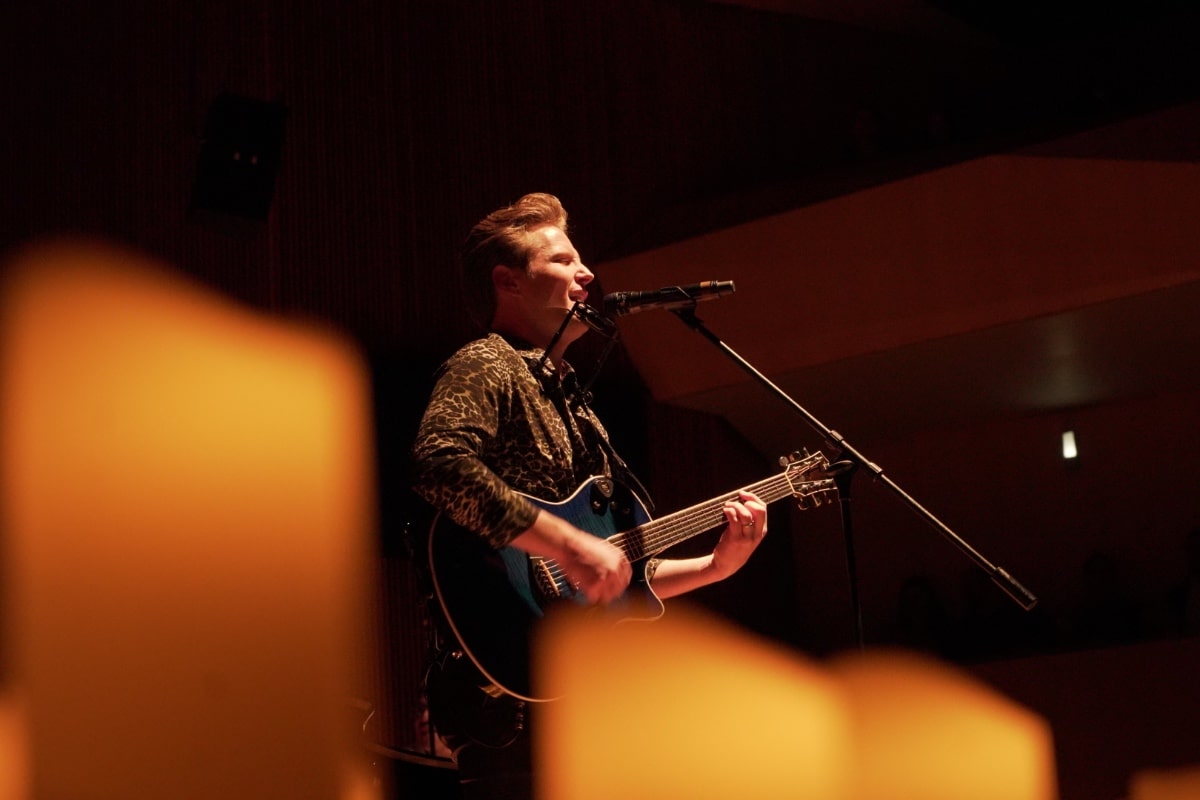 Tras su éxito, Alexander Acha vuelve con un nuevo concierto