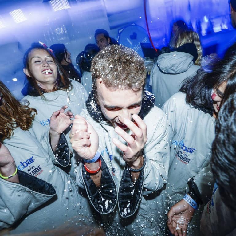 6 bares temáticos en CDMX donde beber es una experiencia