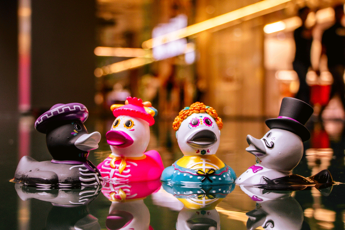 ¡25 mil Patitos Catrinas llenarán de color Plaza Satélite!