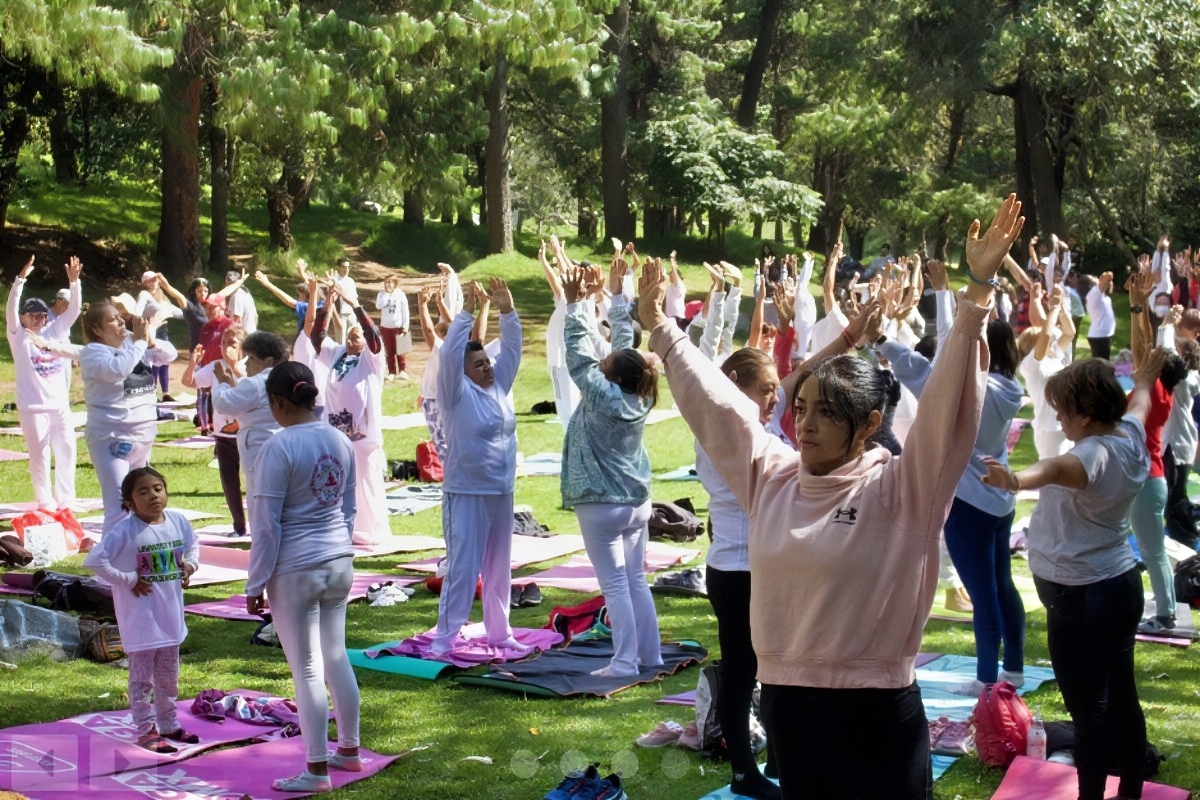 ¡Habrá clase magistral de Yoga en la Glorieta del Ahuehuete!