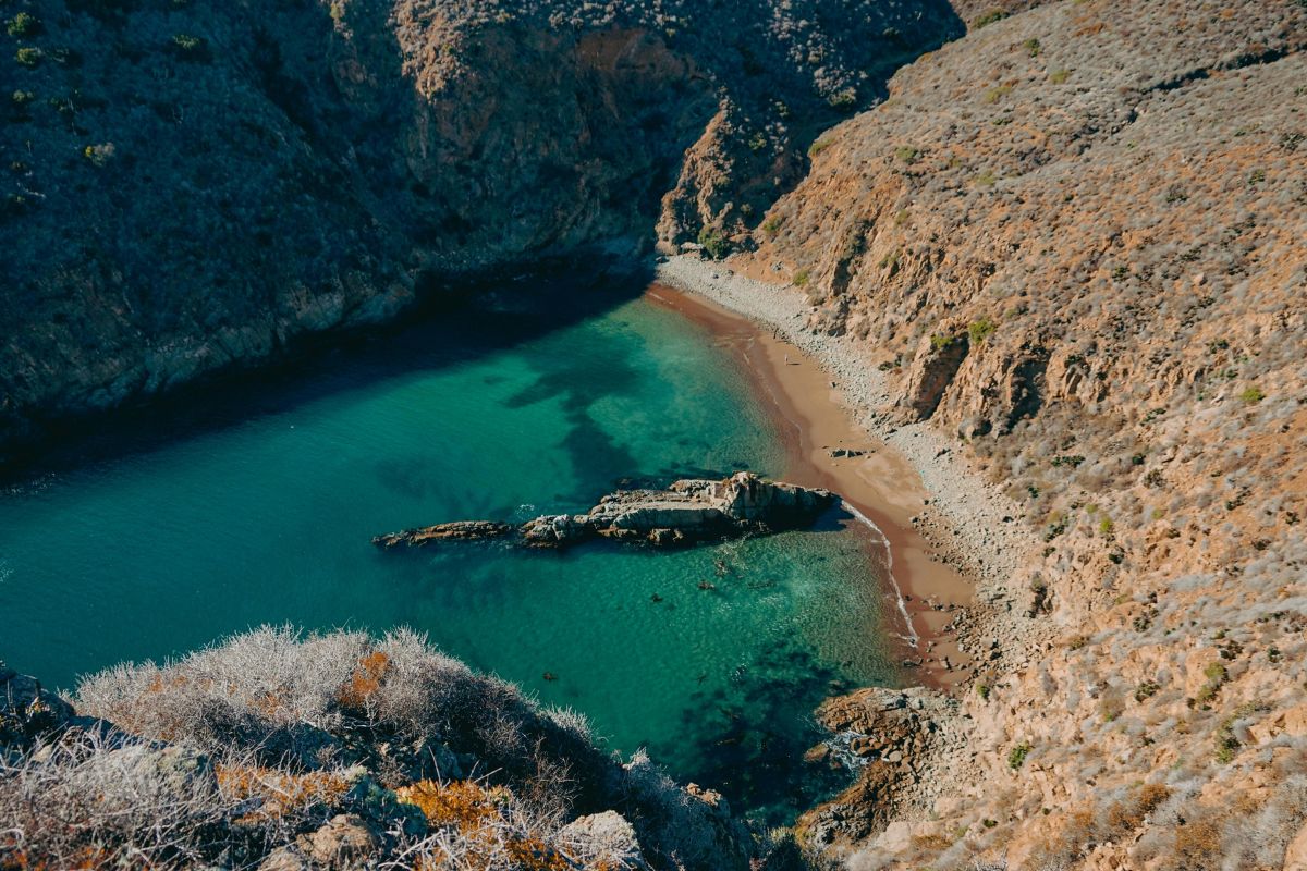 Playa Cocodrilo en Ensenada tiene la forma de un corazón