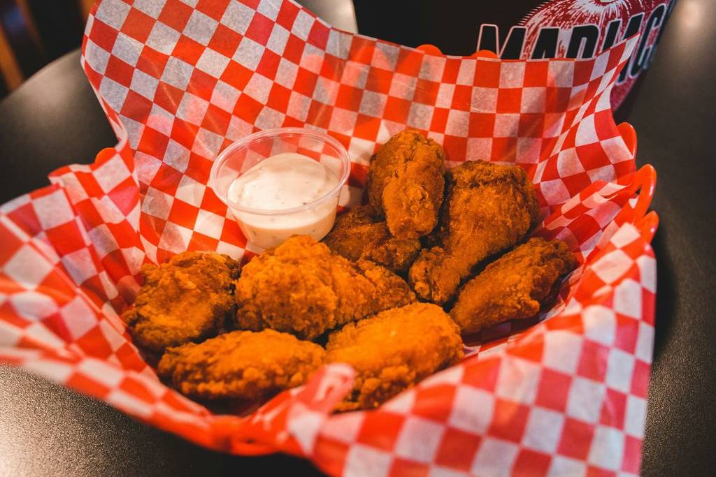 Restaurantes con promociones de alitas por el Wings Day 2024