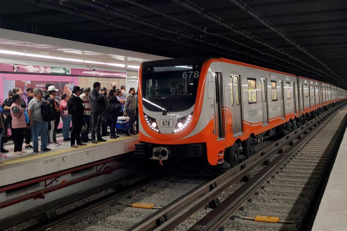 Metro Balderas Reopens And There Will Be More Trains On Line 1
