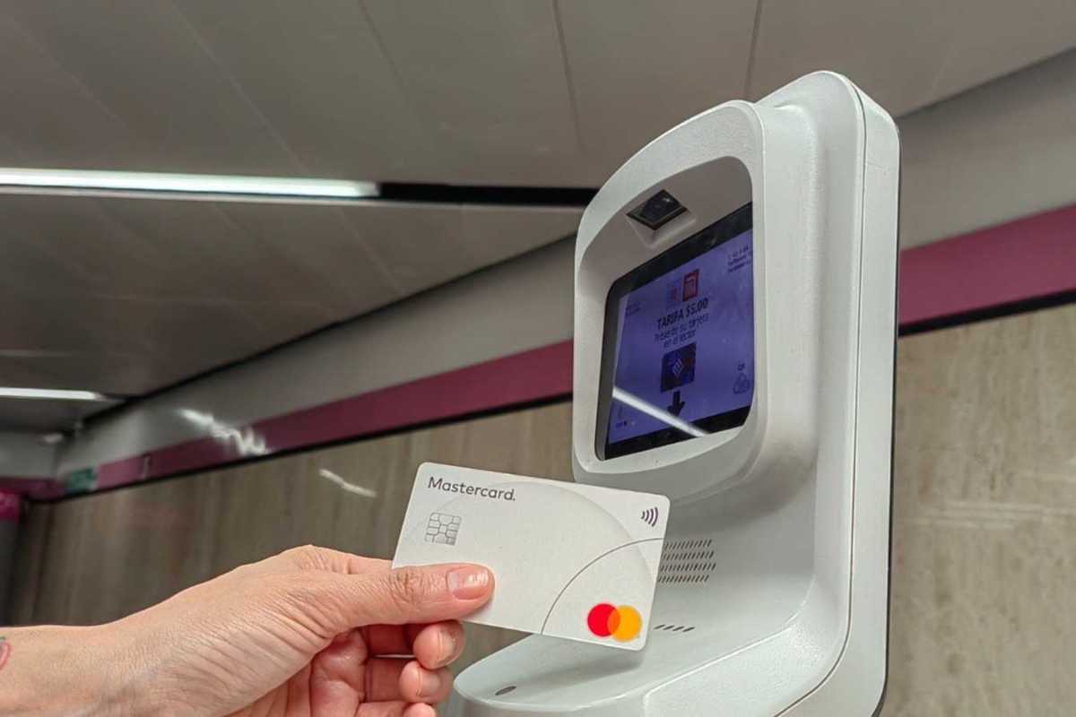 Así puedes entrar al Metro usando tu tarjeta de banco