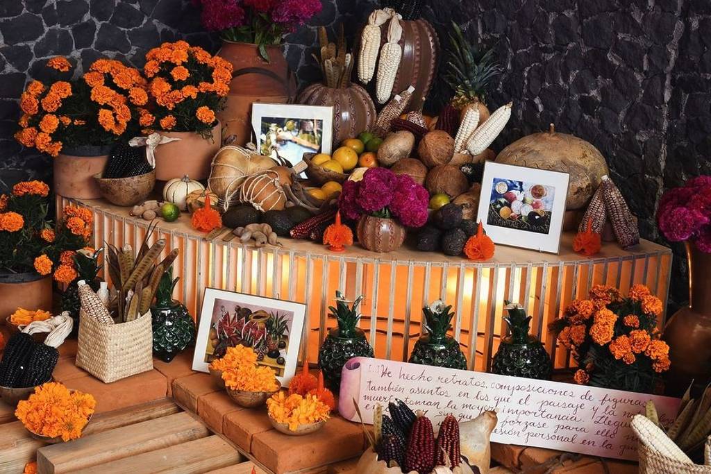 Ofrenda de Día de Muertos en la Casa Azul de Frida Kahlo