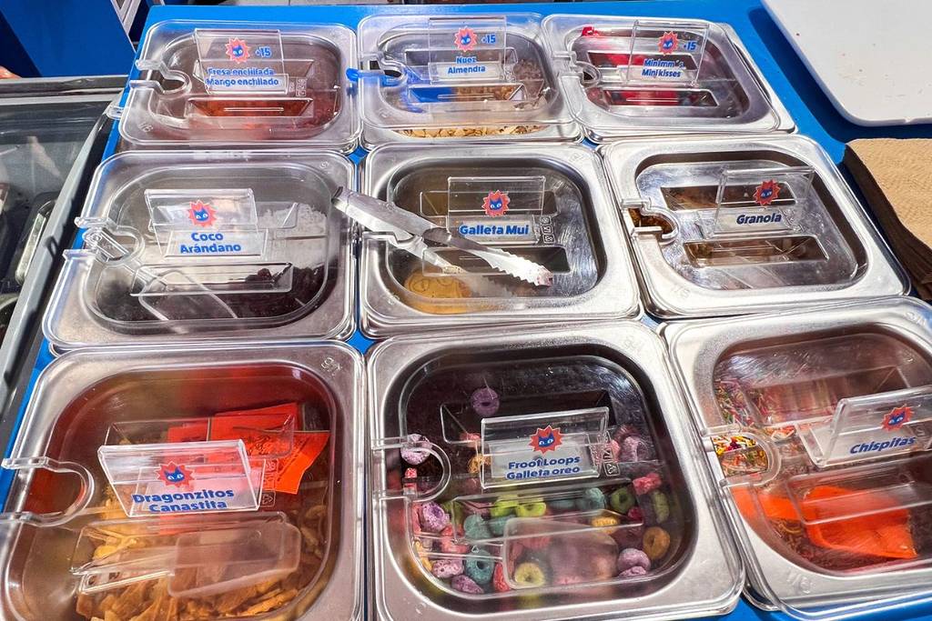 Helados hechos al momento con frutas congeladas en Mui Mui