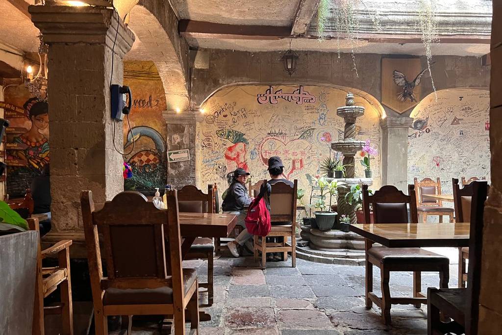 El café de la Merced que está ubicado donde los mexicas encontraron el ...